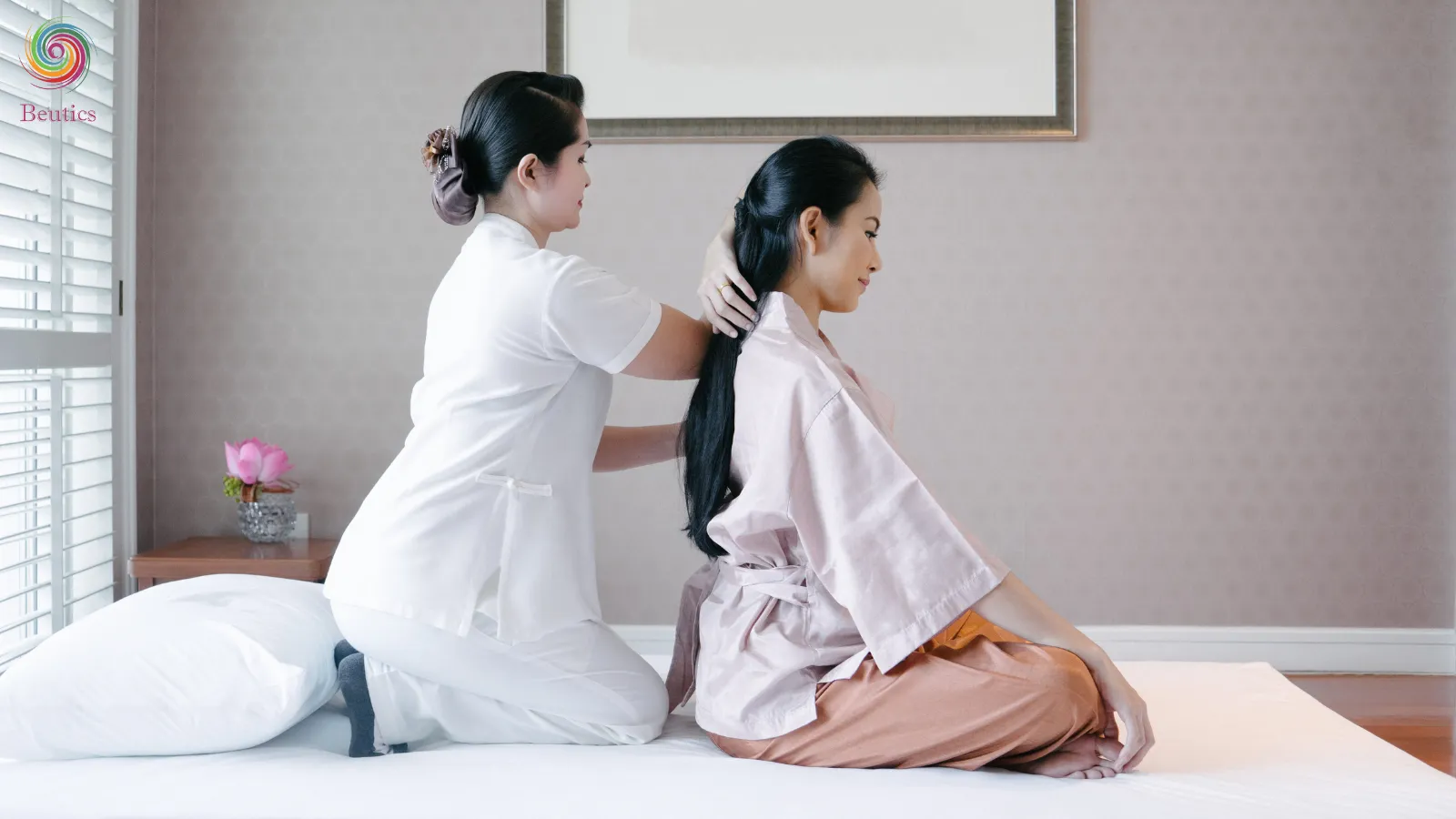Preparing for Postpartum Recovery with Home Prenatal Massage | Beutics.com
